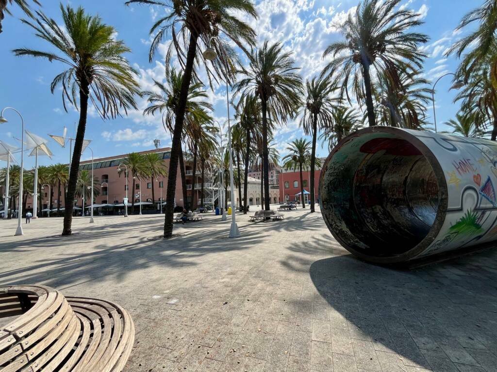 Porto Antico, via all’abbattimento di 16 palme a rischio