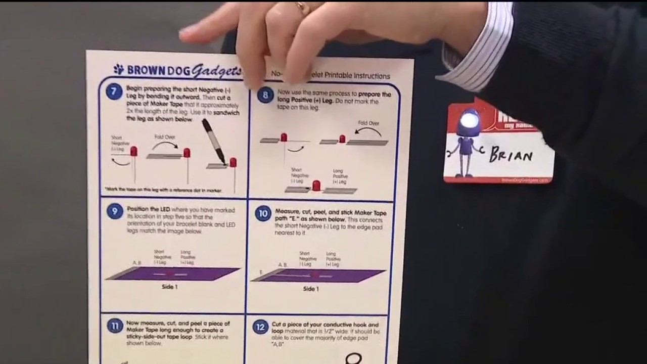 Outfits with wearable circuits