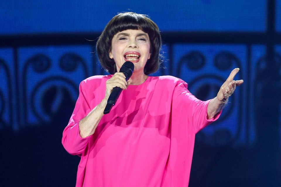 Mireille Mathieu: Mit 79 Jahren: Die Grande Dame des Chansons genießt ...
