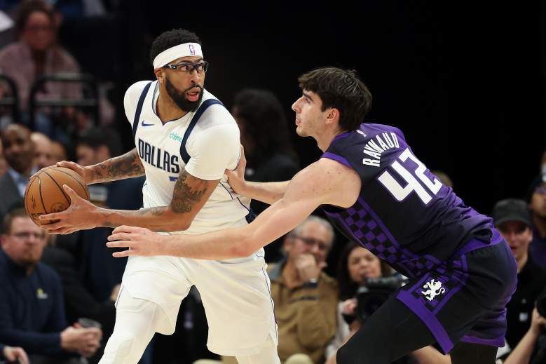 Bucks add superstar Anthony Davis in incredible trade idea
