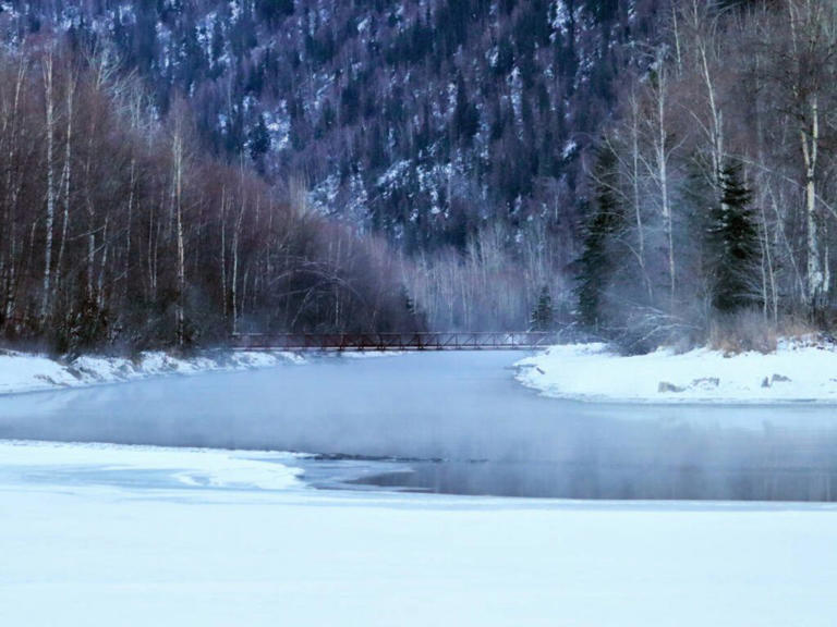 Winter kayaking on the beautiful Knik River: Yes! You can kayak a ...