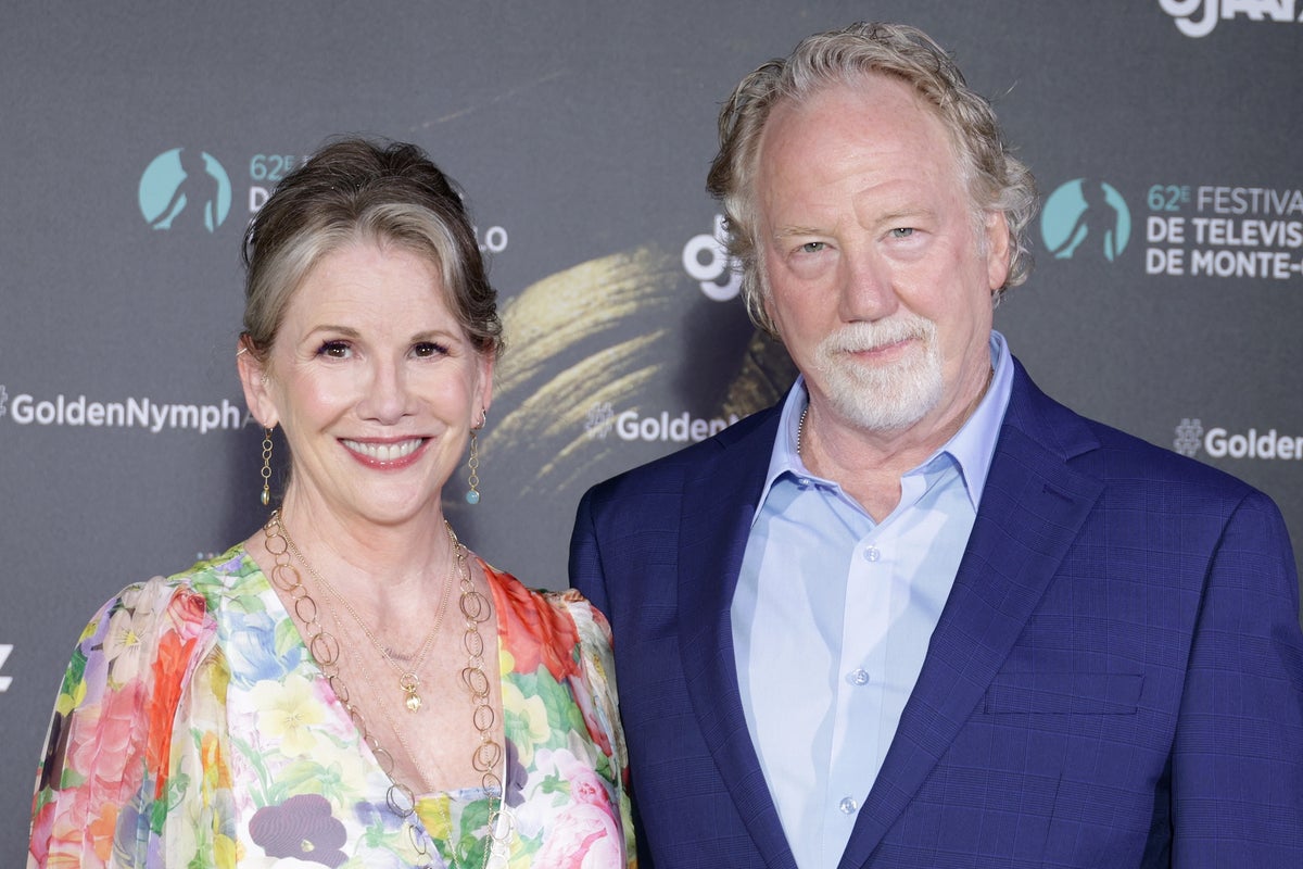 Timothy Busfield’s wife breaks silence amid husband’s abuse charges