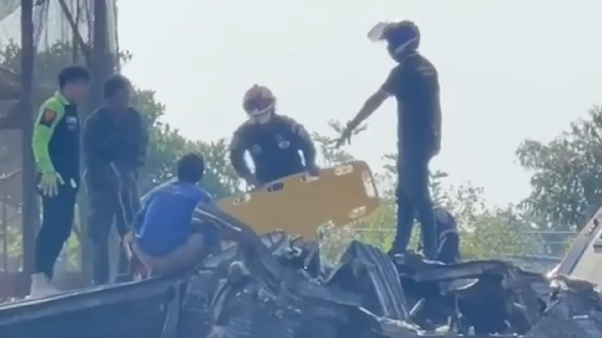 Crane collapses onto passenger train in Thailand, killing 22