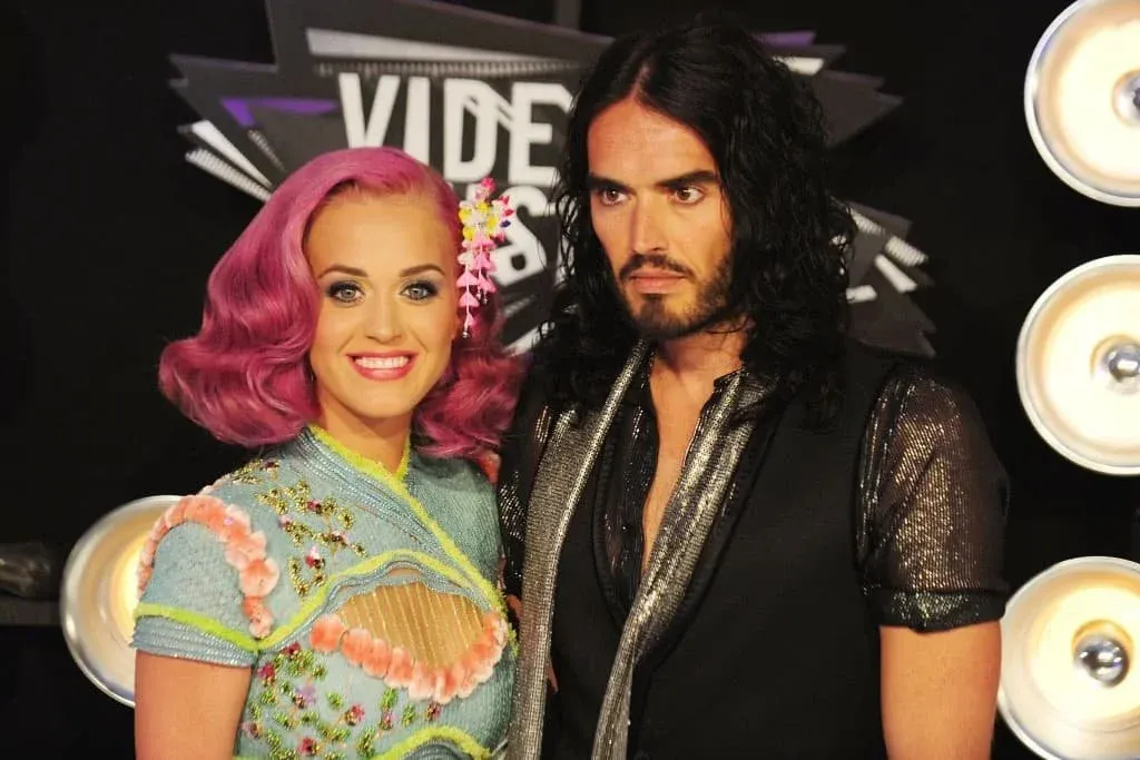 18 celebrity couples who divorced after starring together