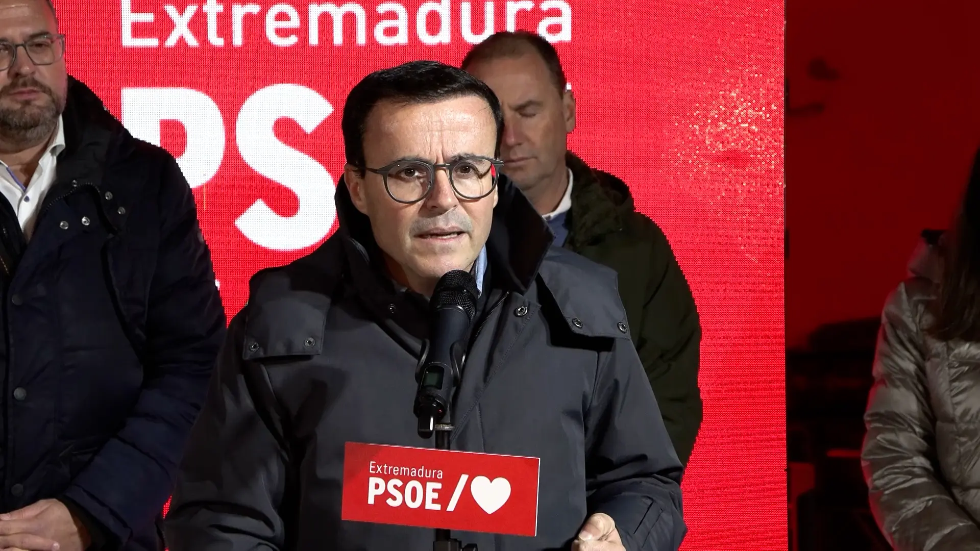 Gallardo renuncia a su acta de diputado en la Asamblea de Extremadura y ...