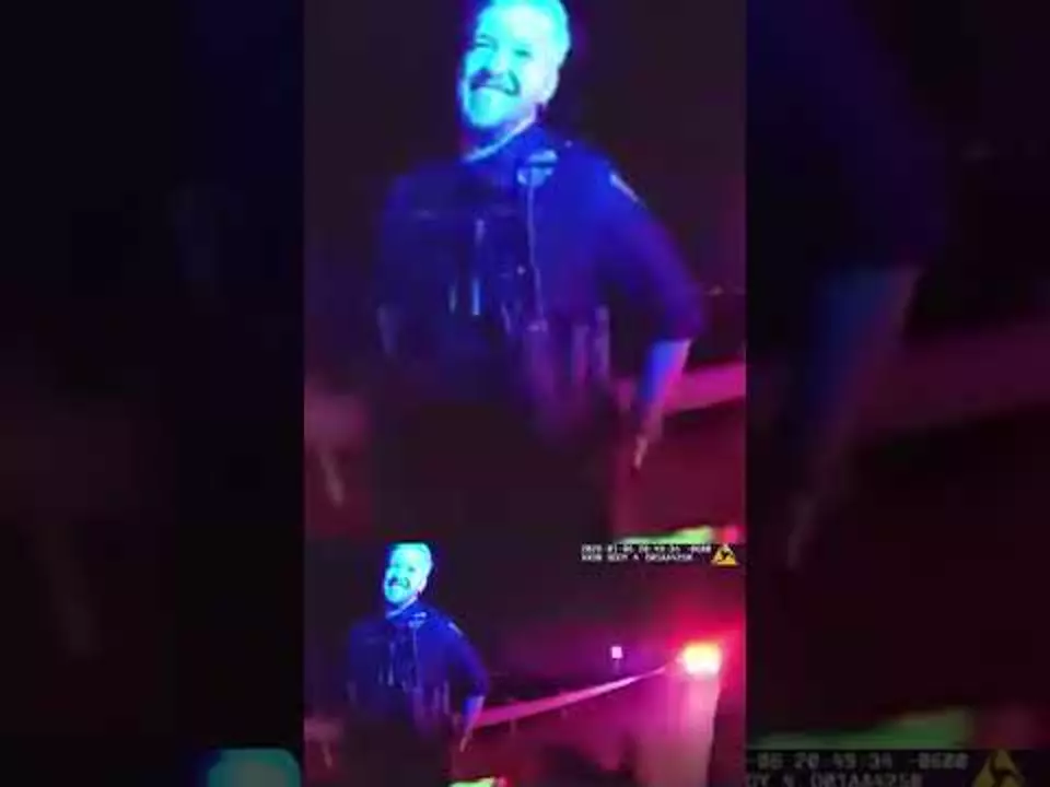 Video shows Round Rock police delivering pizza after arresting DoorDash ...