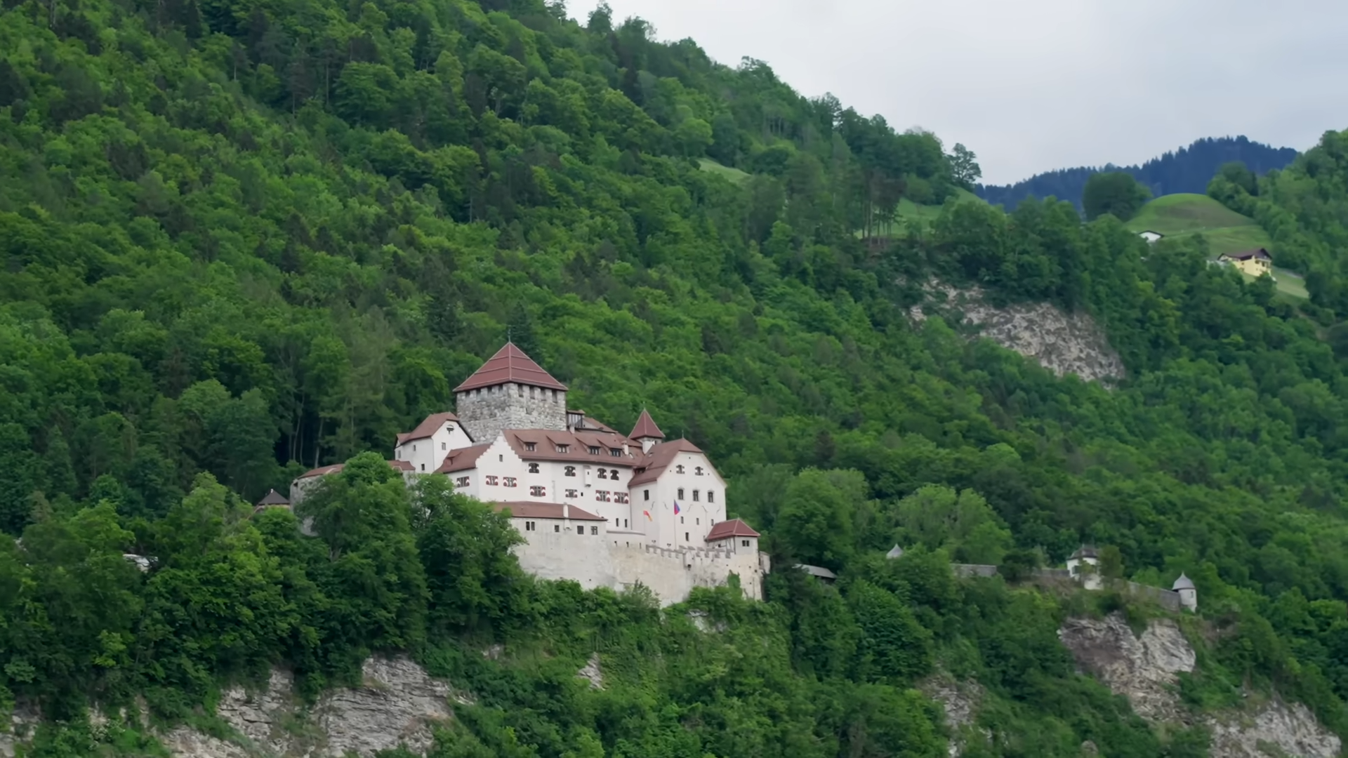 This tiny country was richer than the queen - and almost no one knew it