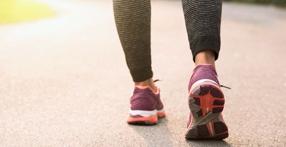 « Plus efficace que les 10 000 pas par jour » : la « marche japonaise ...