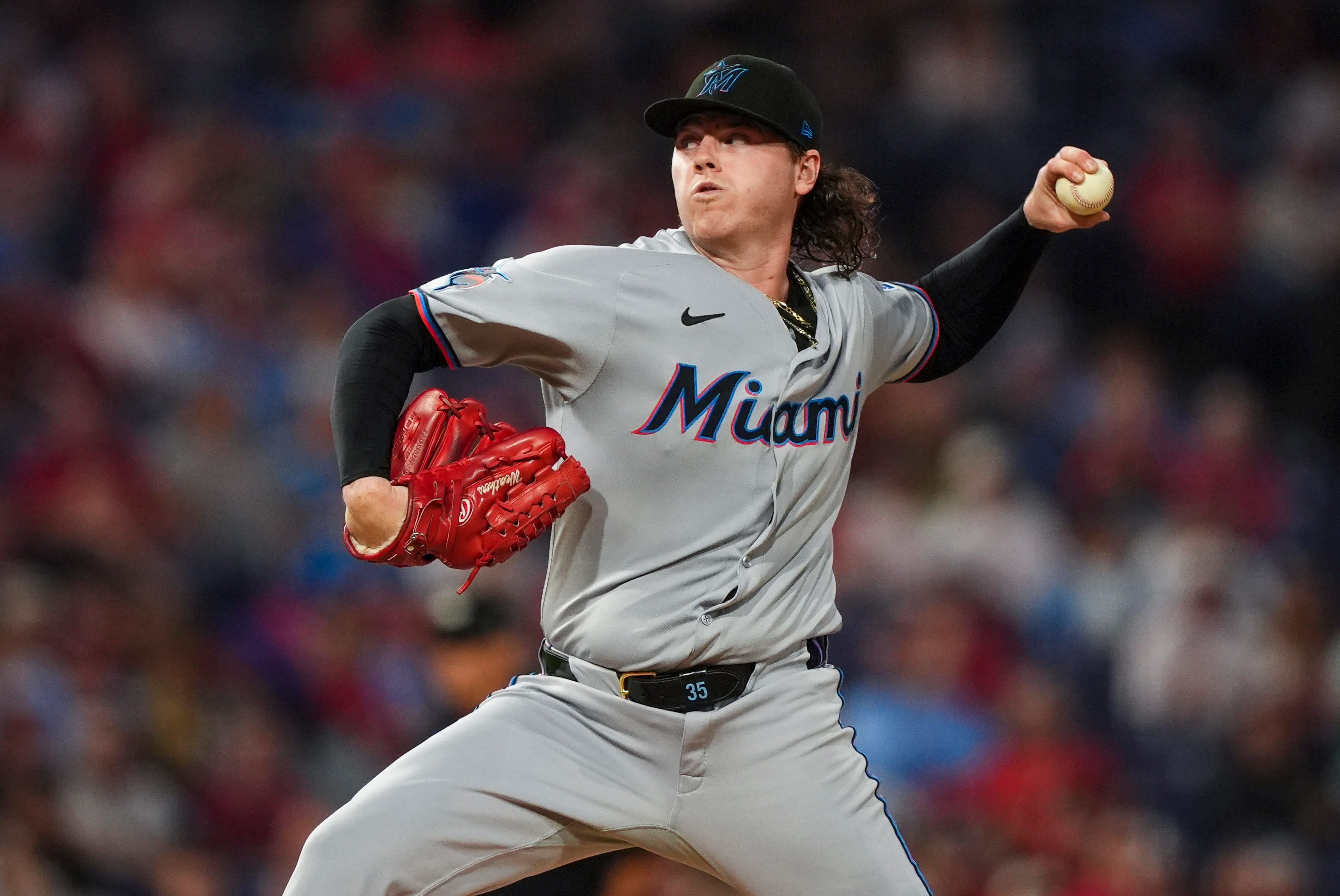 Yankees acquire LHP Ryan Weathers from Marlins for four minor-leaguers