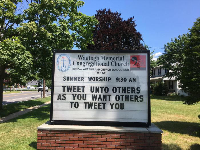 This church is going viral for its clever signs (14 pics)
