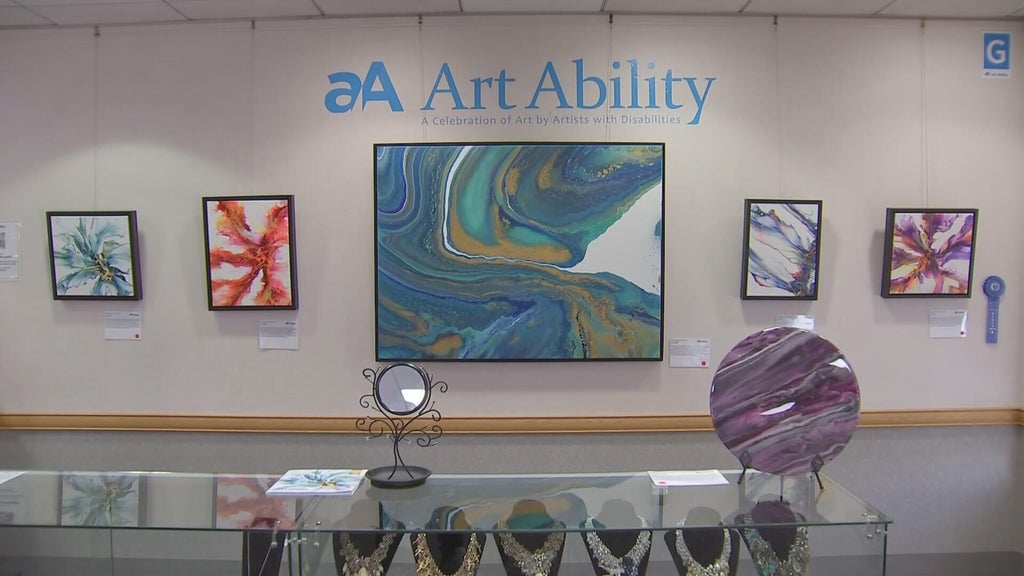 Art show at Bryn Mawr Rehab Hospital creating community awareness of ...