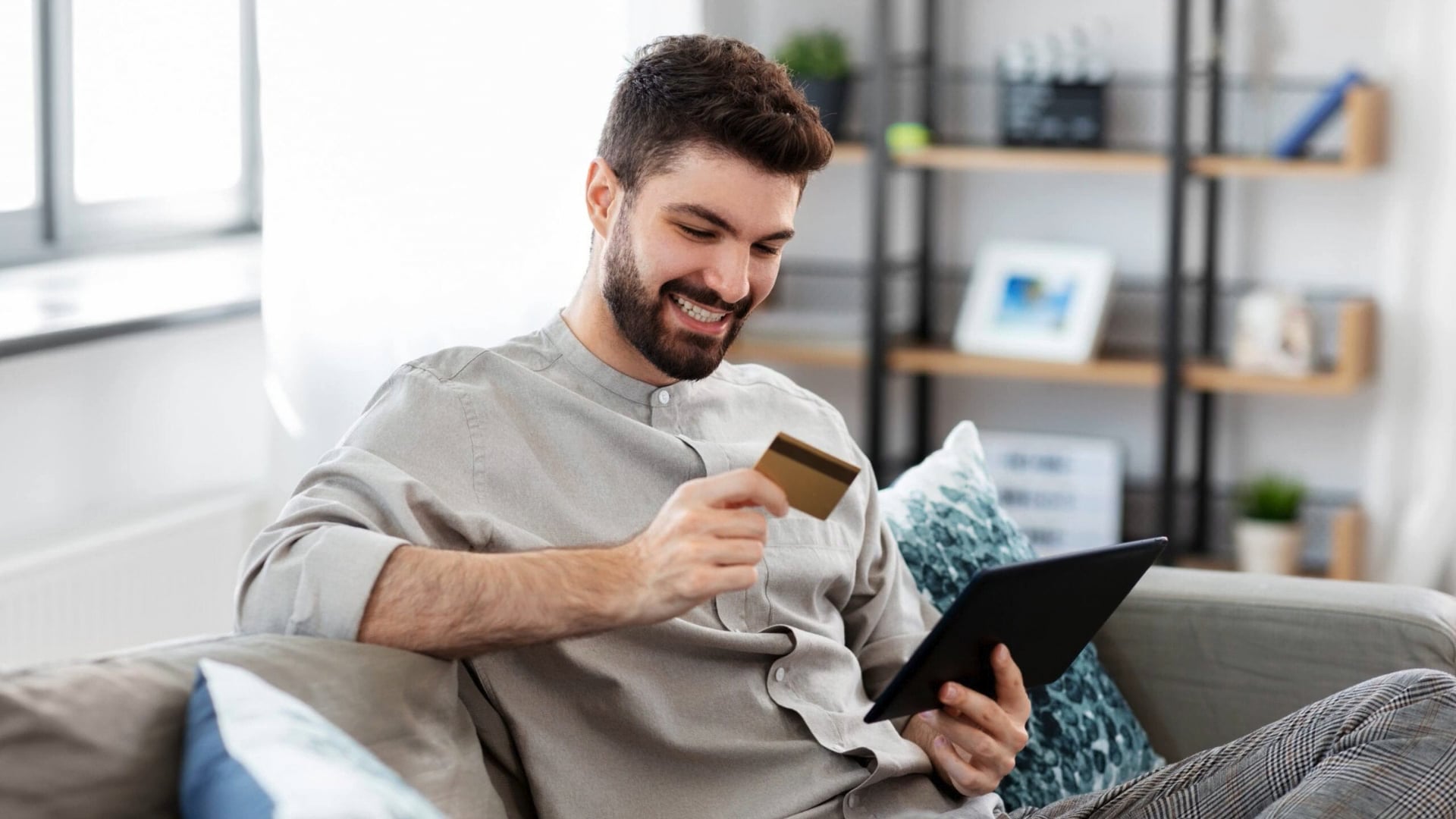 Stop paying 24% interest: Expert methods to tackle your credit card ...