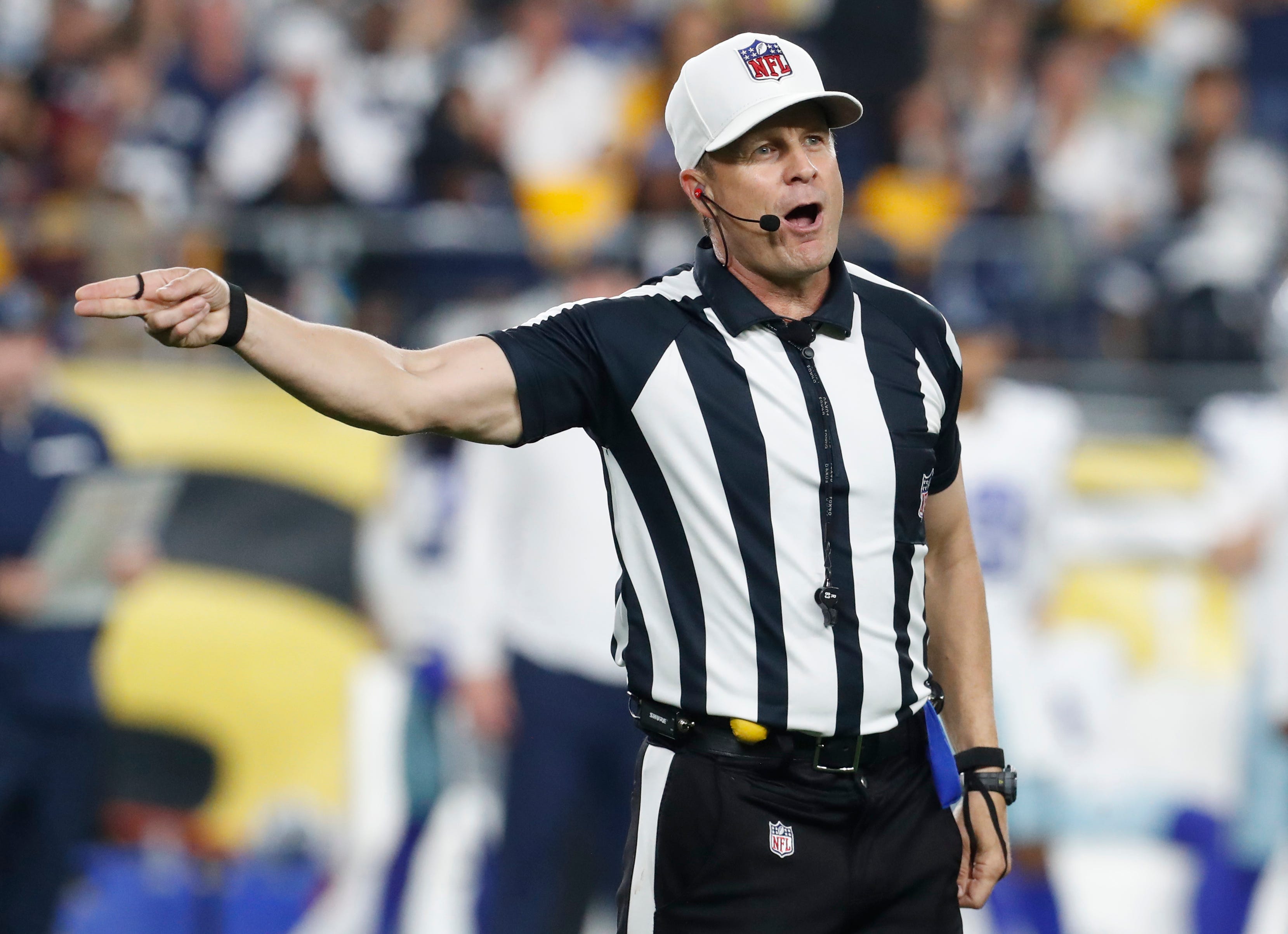 Officiating crew set for Bears vs. Rams divisional playoff game
