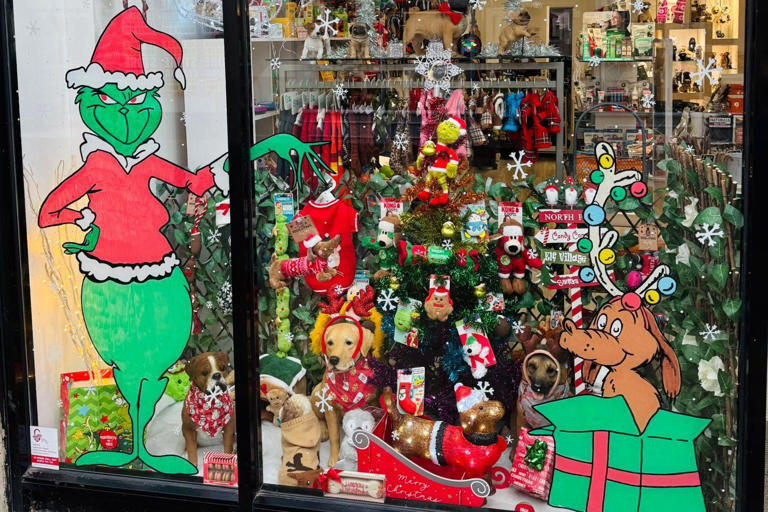 Tributes paid to Worthing window artist as winner of town centre ...