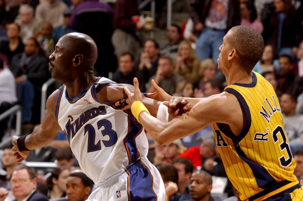 Michael Jordan’s one insult that even Larry Bird felt was totally ‘out ...