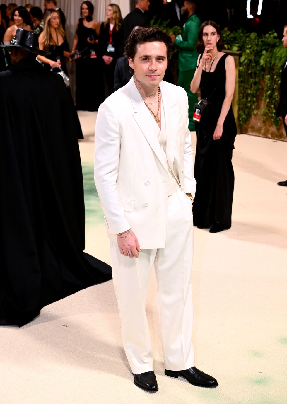 Brooklyn Beckham brutally mocked over 'disgusting' cooking recipe amid ...