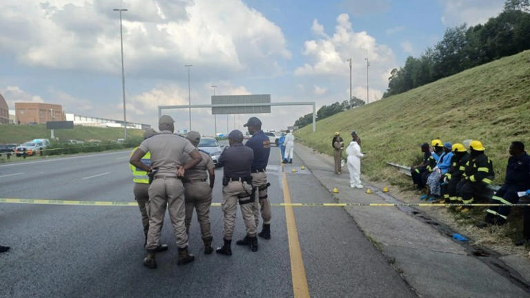 Three suspects killed in dramatic shootout with Gauteng police during ...