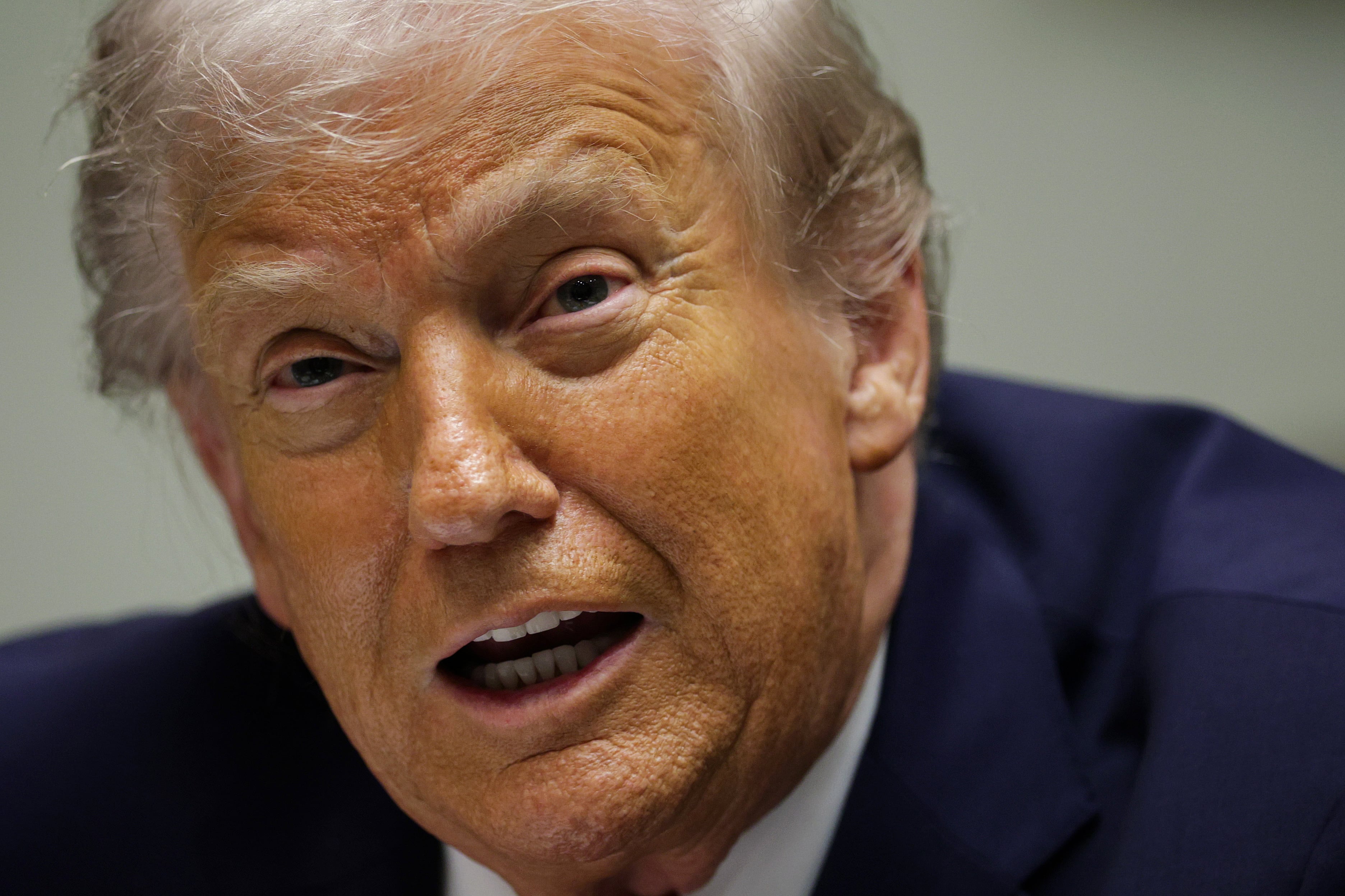 Bank issues warning about Trump’s new credit card plot