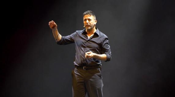 Pablo Trincia al Brancaccio, il racconto di un serial killer come ...