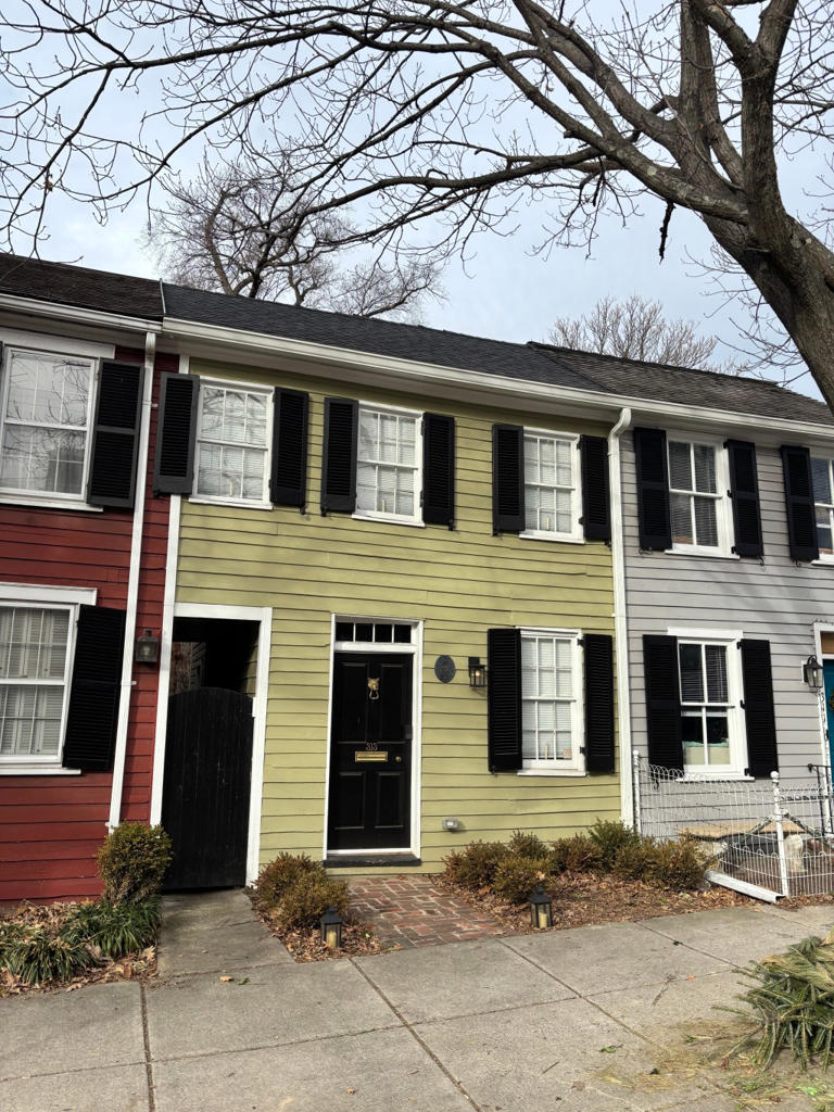 FBI searches Washington Post reporter’s home in classified documents ...