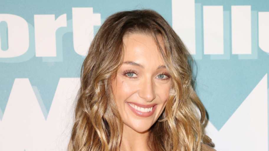 Penny Lane shares stylish peek into her new year so far and fellow ...