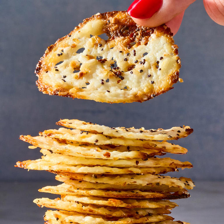 You only need 2 ingredients to make my protein-packed cottage cheese chips