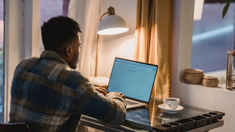 Malicious Mac extensions steal crypto wallets and passwords