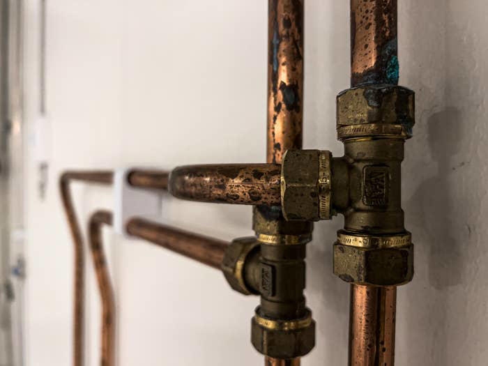 People are sharing the red flags they look for when seeing a home for ...