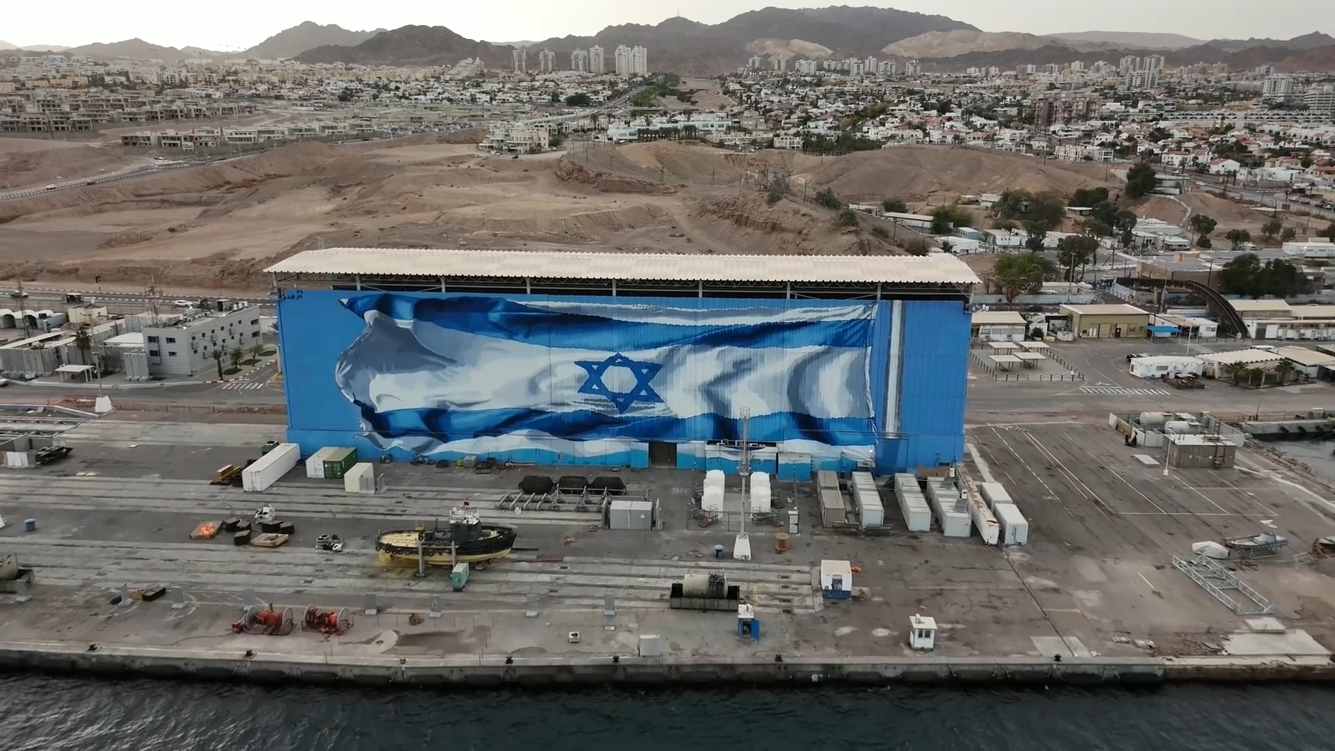 Eilat: Drone reveals Israeli port and town on the Red Sea