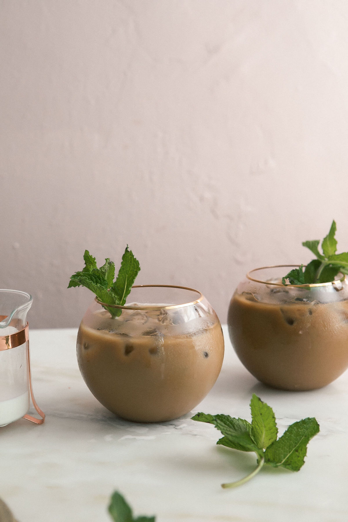 This is your sign to romanticize your iced coffee