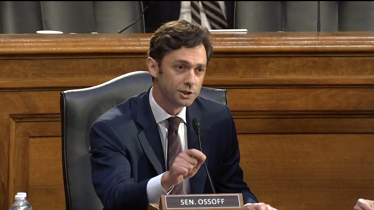 'I don't wanna hear about the Biden administration!': Jon Ossoff puts ...