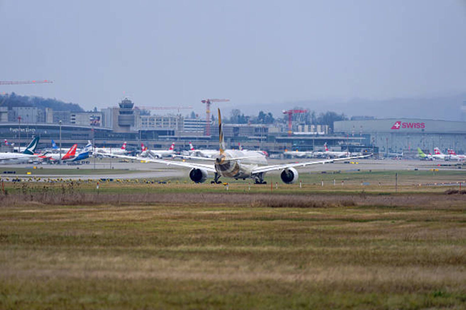 Delta orders up to 60 Boeing 787 jets for long-haul fleet renewal