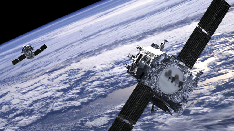 Space solar power stations could accidentally fry nearby satellites ...