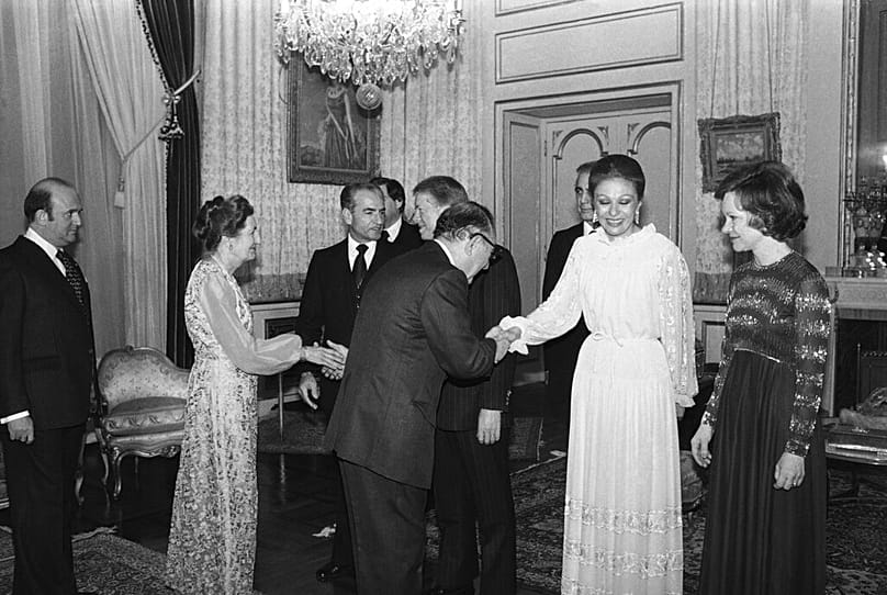 خصام بعد ود.. كيف كانت العلاقة بين إسرائيل وإيران الشاه قبل الثورة ...