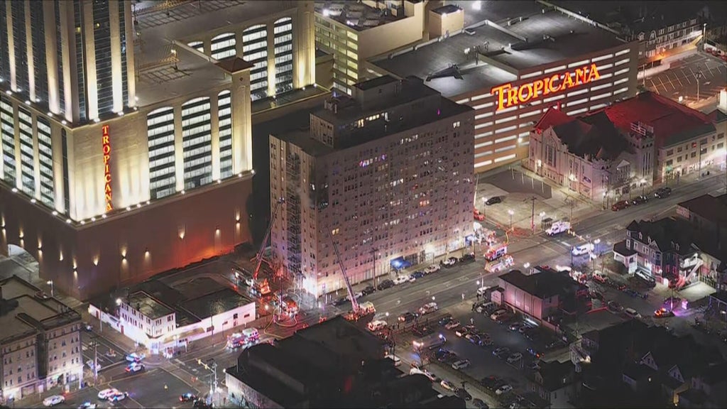 Atlantic City, New Jersey fire draws crews to burning high-rise ...