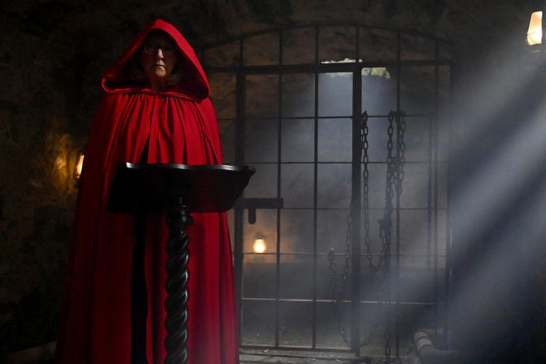 Does “The Traitors” cast sleep in the castle? Inside the show's swanky ...