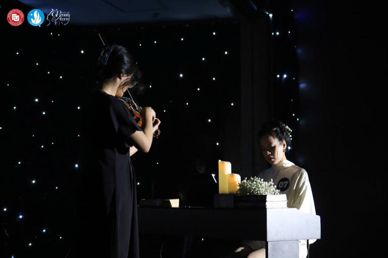 Những gương mặt tài sắc vẹn toàn để lại dấu ấn mạnh mẽ tại Hoa khôi ...