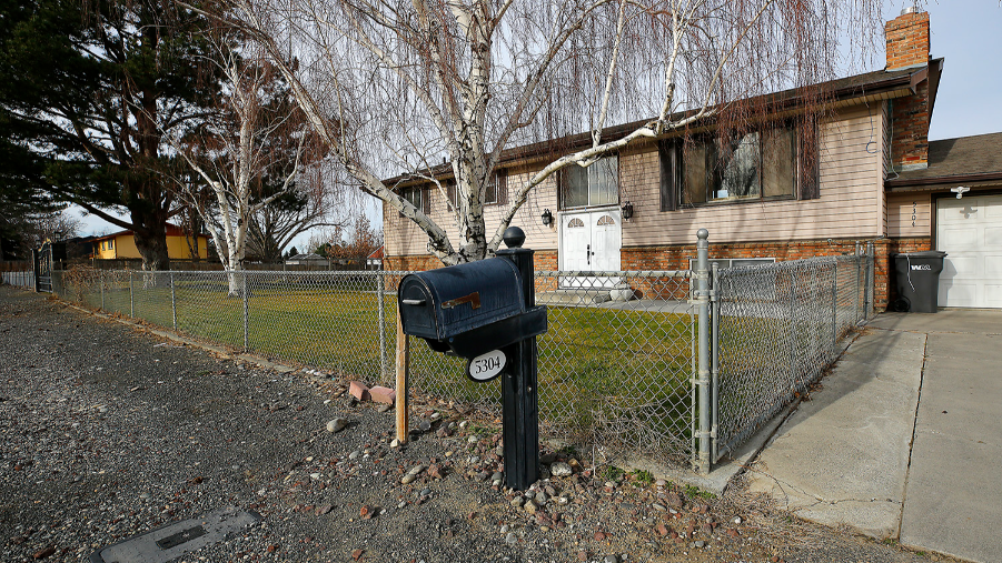 Sex offender home opening in Kennewick. Neighbors say it's 'unacceptable'