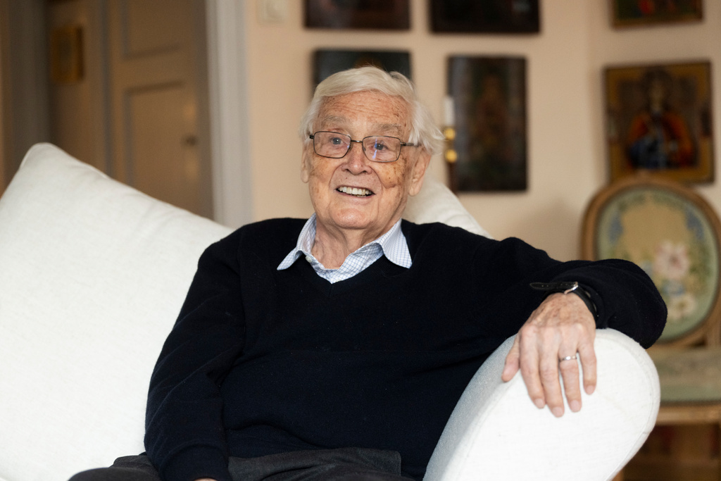 Författaren Jan Mårtenson död