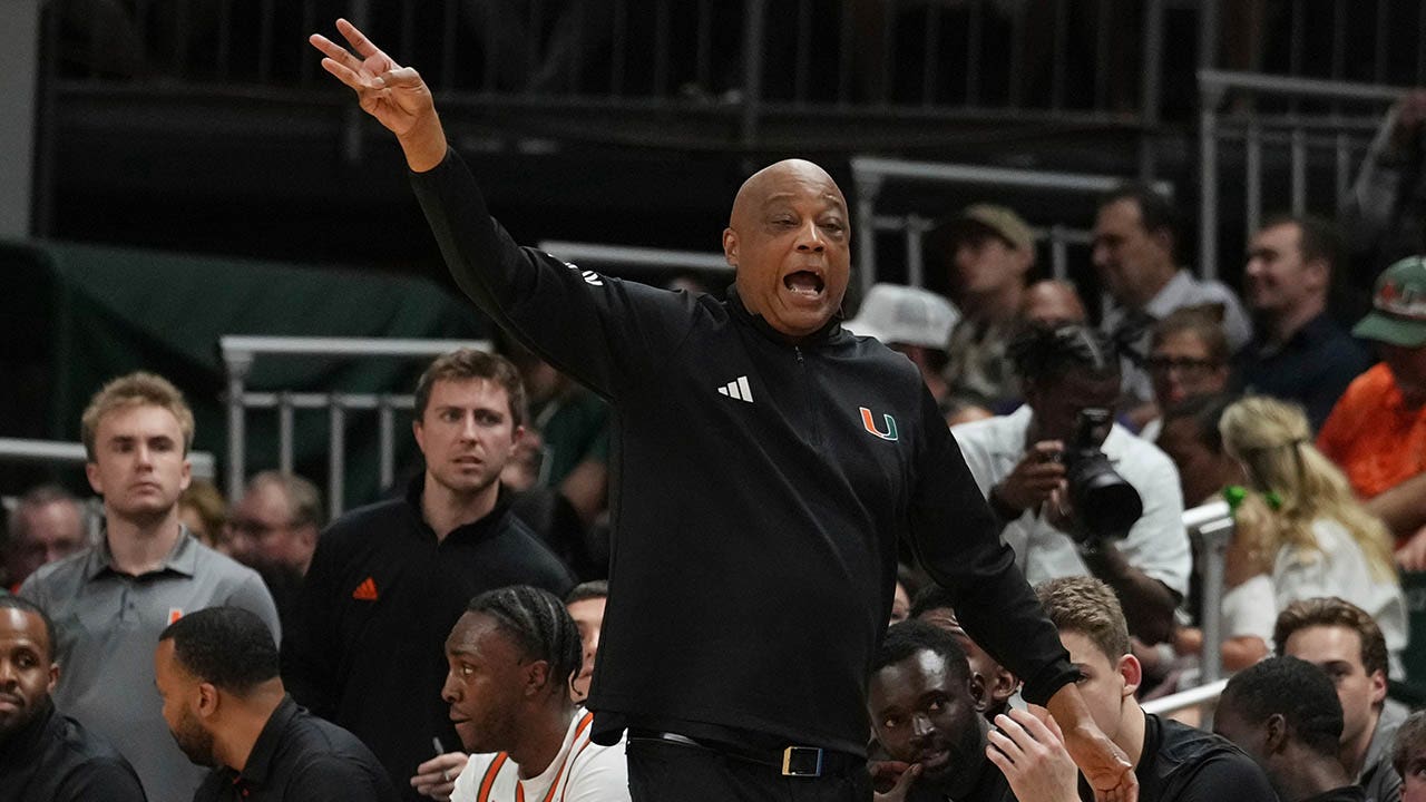 Longtime college basketball coach Bill Courtney dead at 55