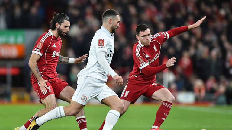 'Unacceptable'—Liverpool teammate continues Dominik Szoboszlai pile on