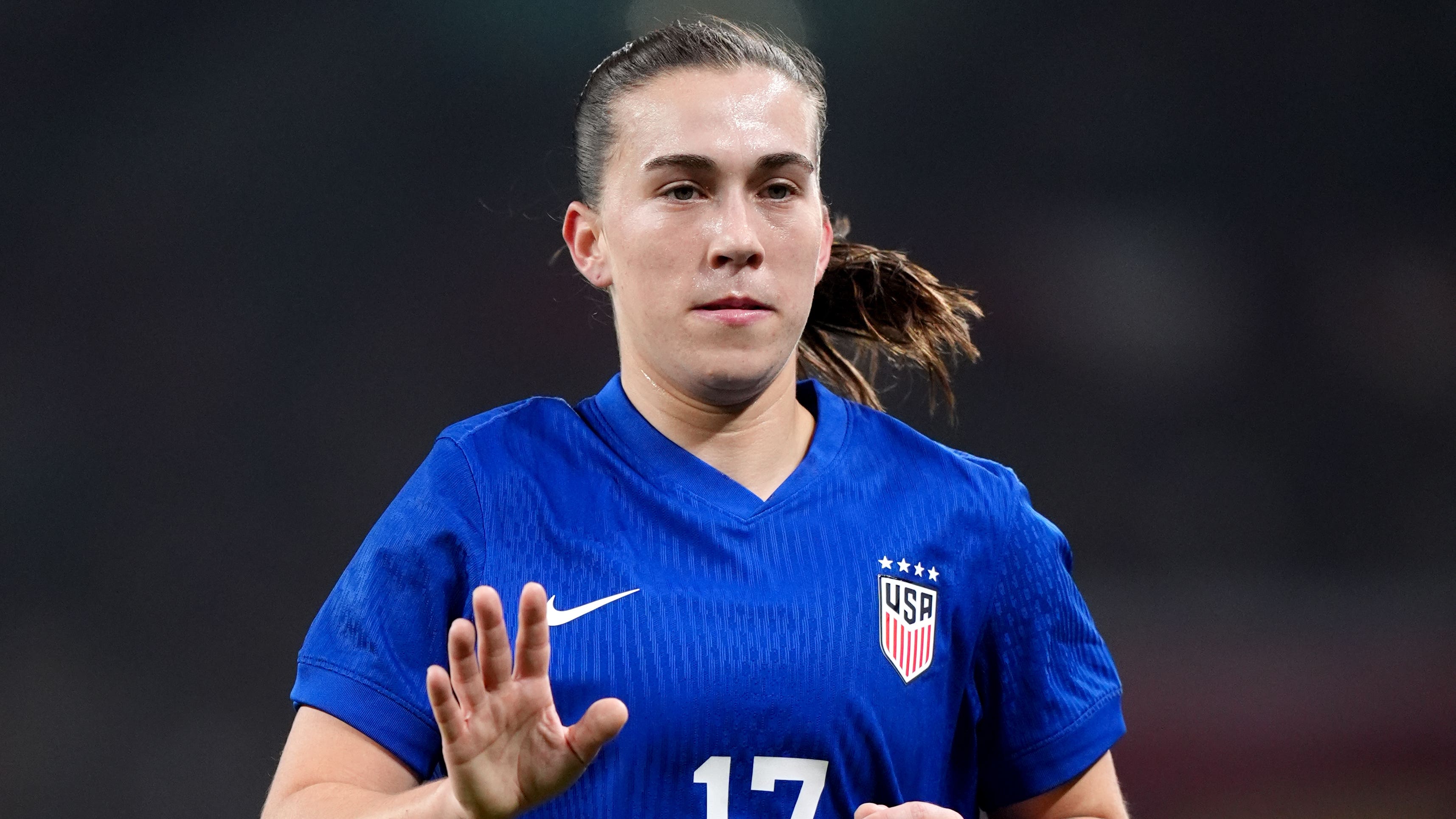 Man City sign USA midfielder Sam Coffey from Portland Thorns on deal ...