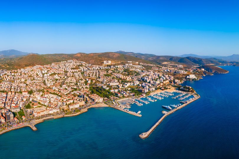 NHS gives Turkey travel warning as 12 die amid infections alert