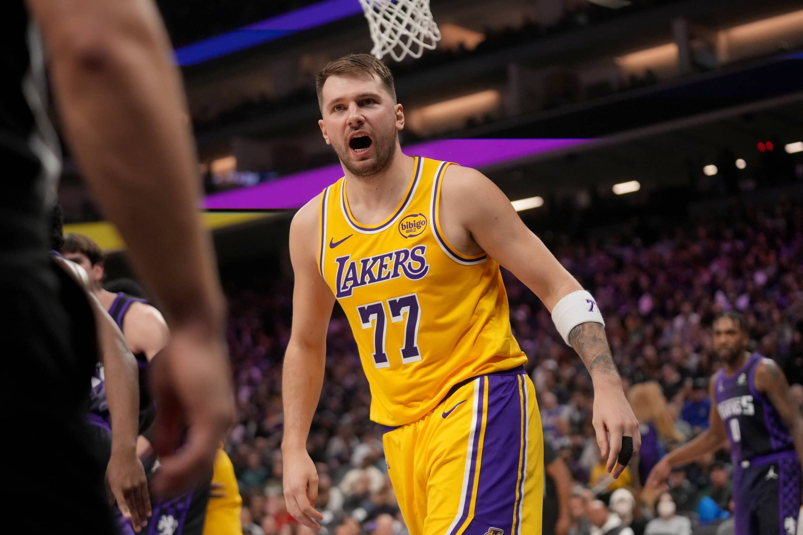 Markieff Morris reveals Luka Doncic wasn’t impressed with Deandre Ayton ...