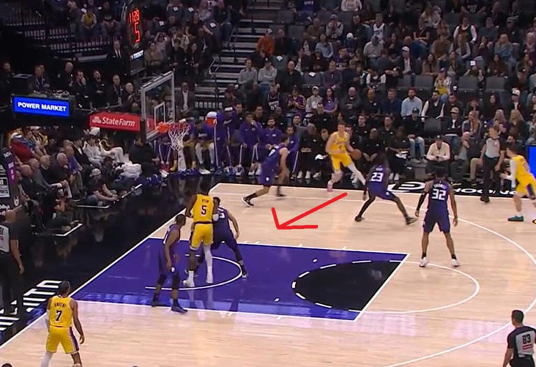 JJ Redick’s Disappointed Reaction After Dalton Knecht Getting Blocked ...