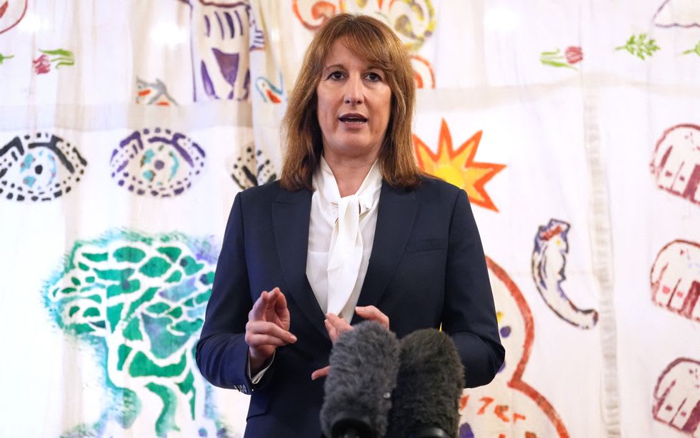 Rachel Reeves's ISA reforms slammed as 'made on the hoof' by industry ...