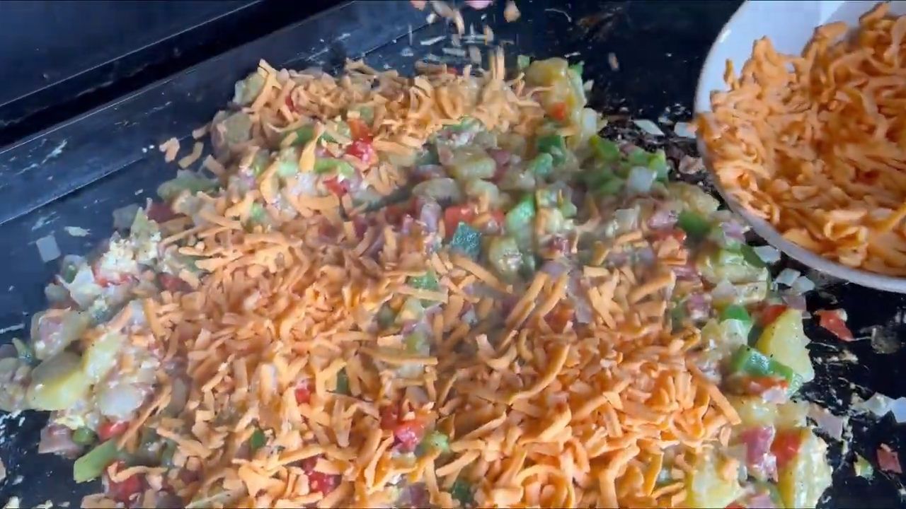 Maddie and Kiki meet the Gallery Backyard BBQ