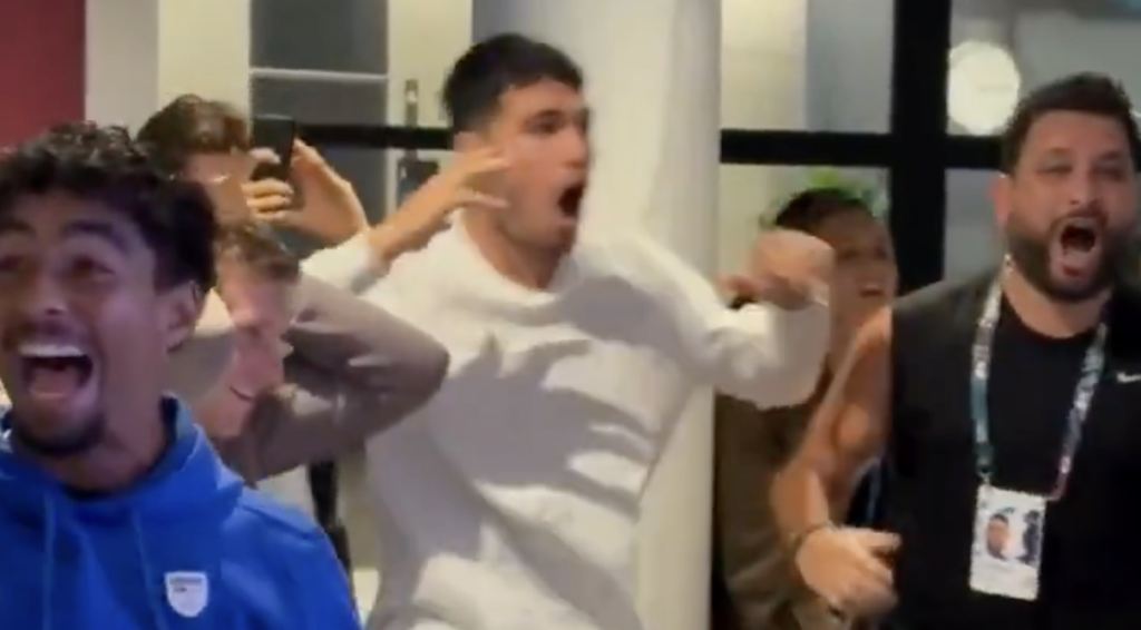 La réac­tion géniale d’Alcaraz après la victoire d’un joueur amateur ...