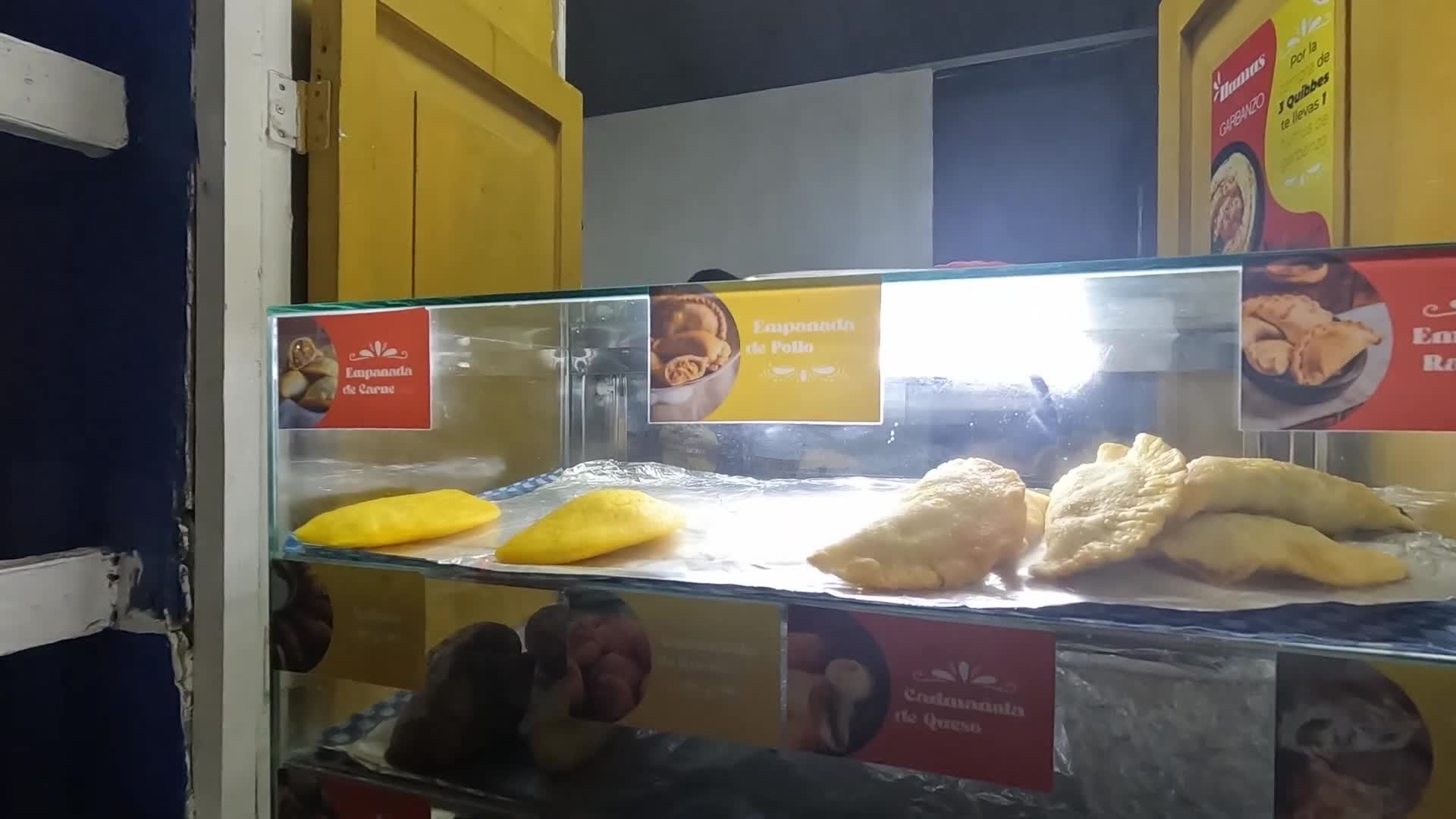 Ultimate Cartagena street food tour! Must-try local dishes & hidden gems