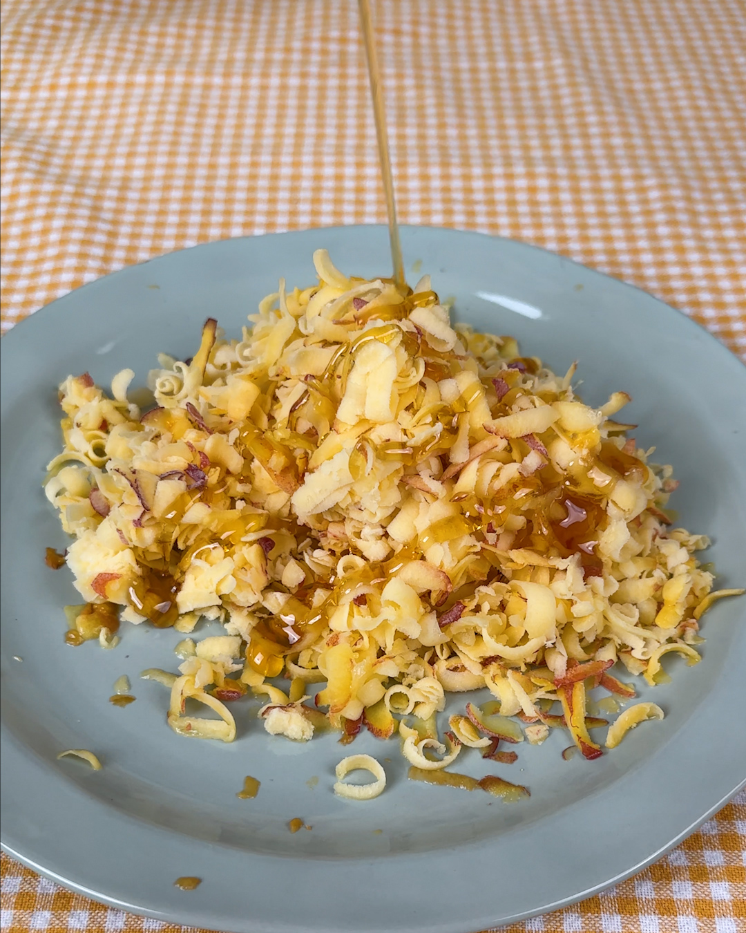 Honey kissed frozen peaches with honey🍑🍯